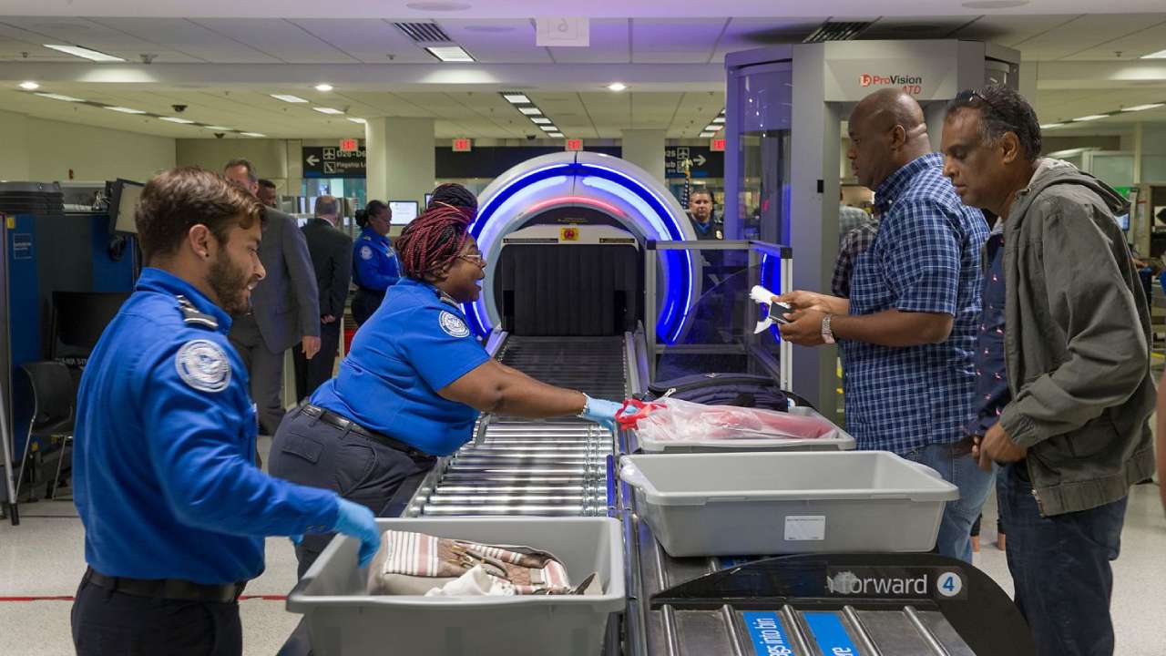 TSA PreCheck at Miami Airport (MIA) – Enrollment, Benefits, Hours ...